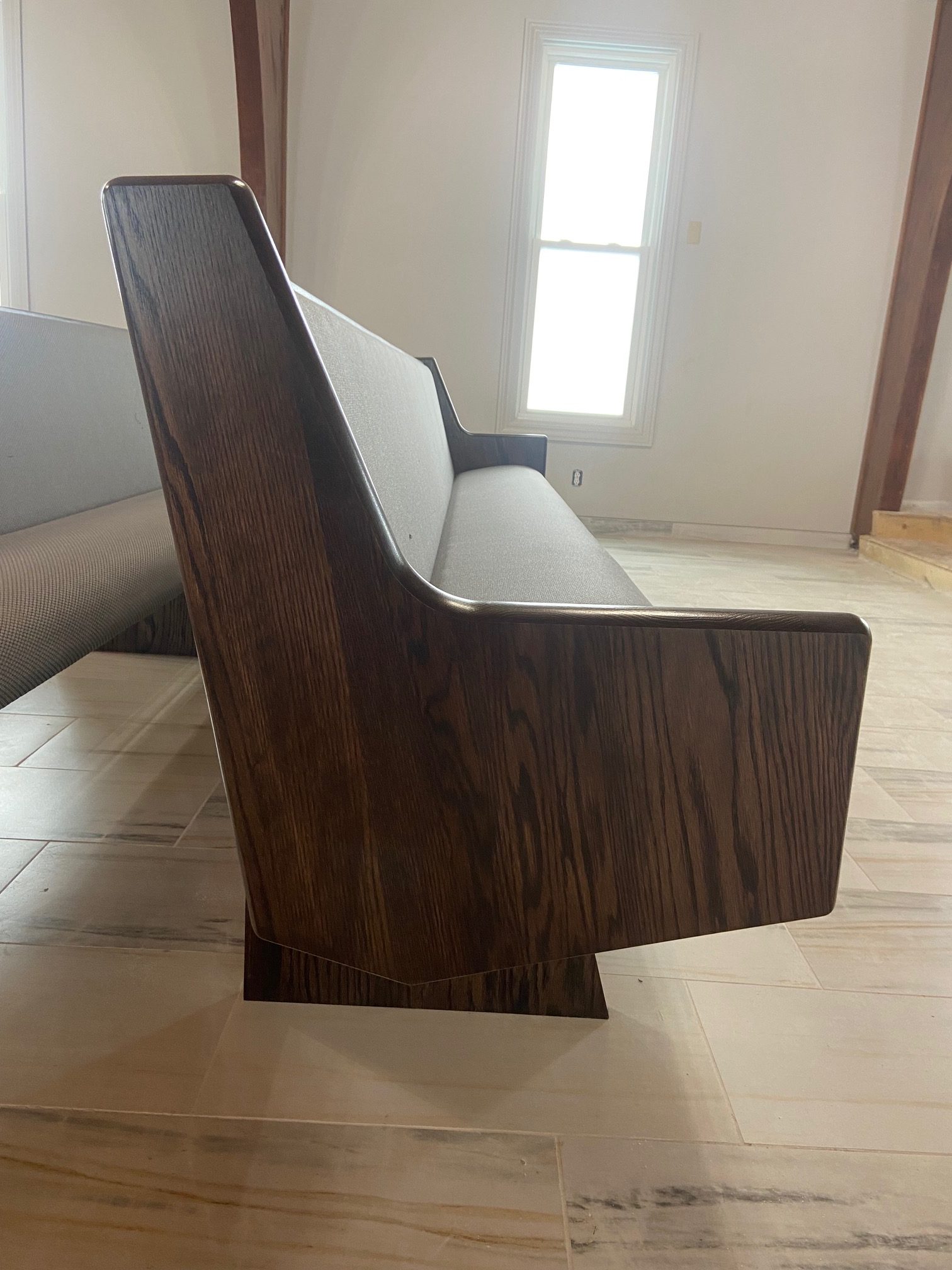 New Pews Warren, Ohio - Church Furniture | Pews, Chairs, Theater Seats ...