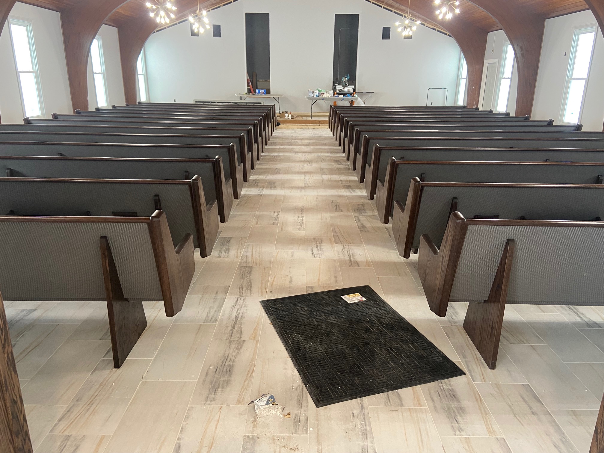 New Pews Warren, Ohio - Church Furniture | Pews, Chairs, Theater Seats ...